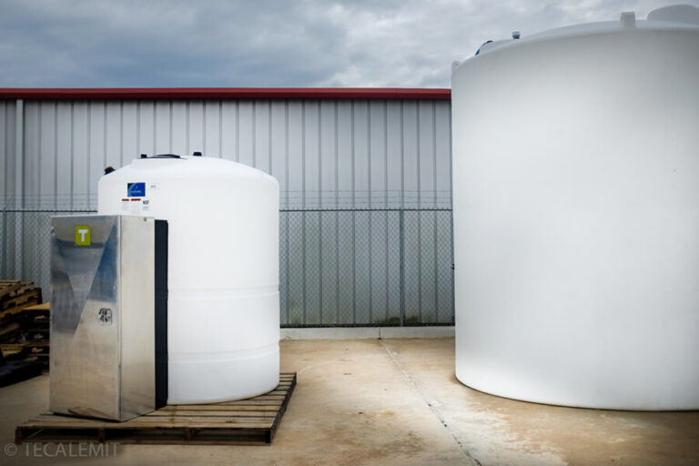 SOUTHERN MINI BULK DEF TANK AND DISPENSING SYSTEM - TECALEMIT USA